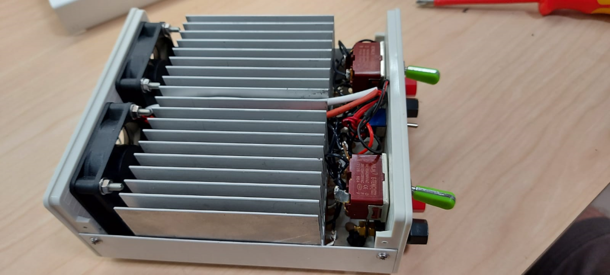 Compact Stereo Dummy Load for Amplifier Testing – Toli's DIY